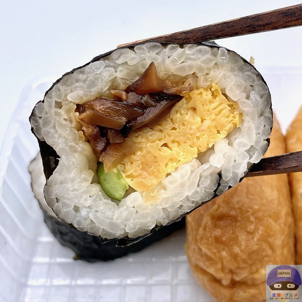 【セブンイレブン】ミニ助六寿司【新作コンビニお寿司】進撃のグルメチェーン店、コンビニ、新メニュー、新商品、スイーツなどの最新グルメを最速でお届け！！！
